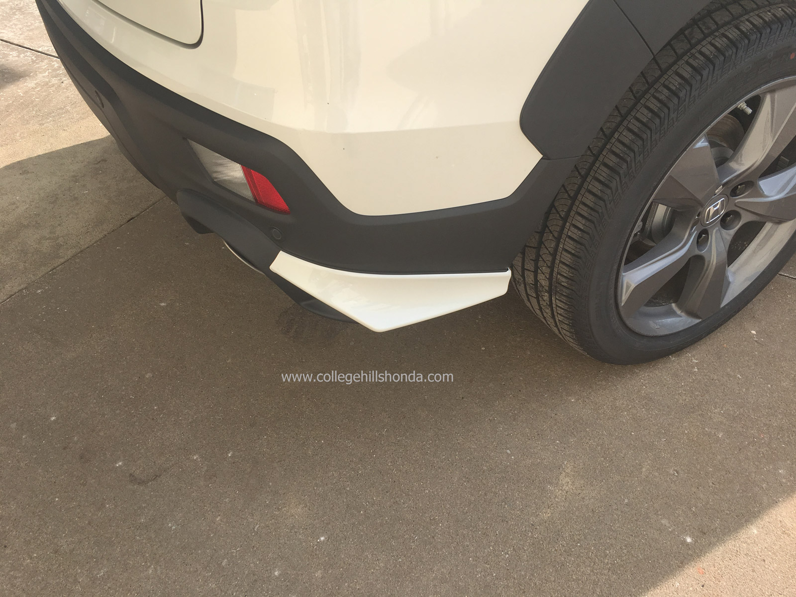 2019-2021 Honda Passport Rear Underbody Spoilers - 08F03-TGS