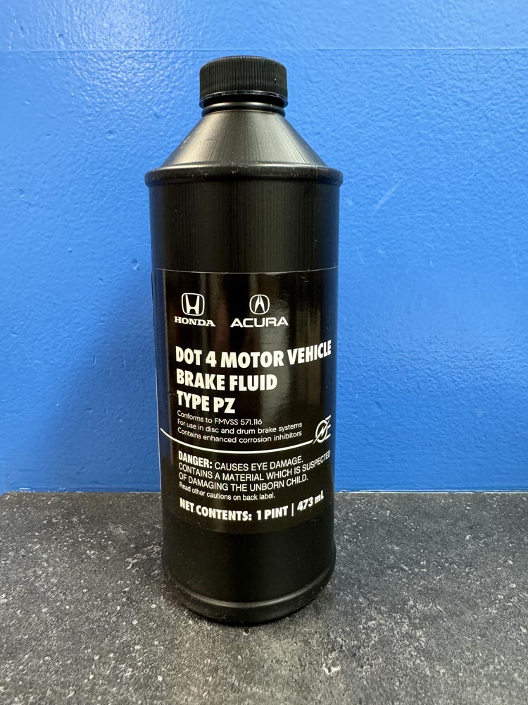 Honda DOT 4 Brake Fluid (TYPE PZ) - 08798-9230